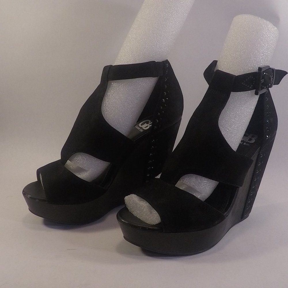 Gianni Bini Black Suede Platform - Gem